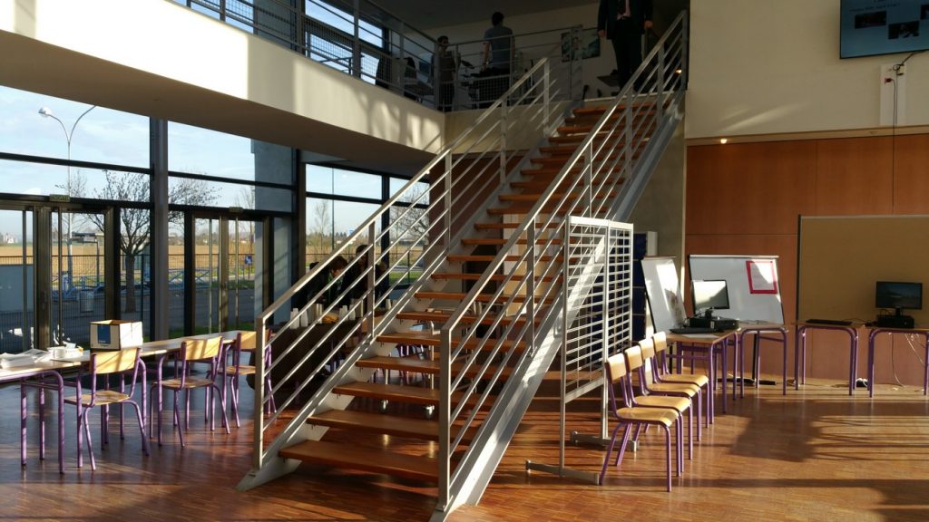 Lycée Paul-Émile Victor - 116 rue de Livilliers, 95520 Osny - 01 34 35 14 14 - lyceepev@ac ...